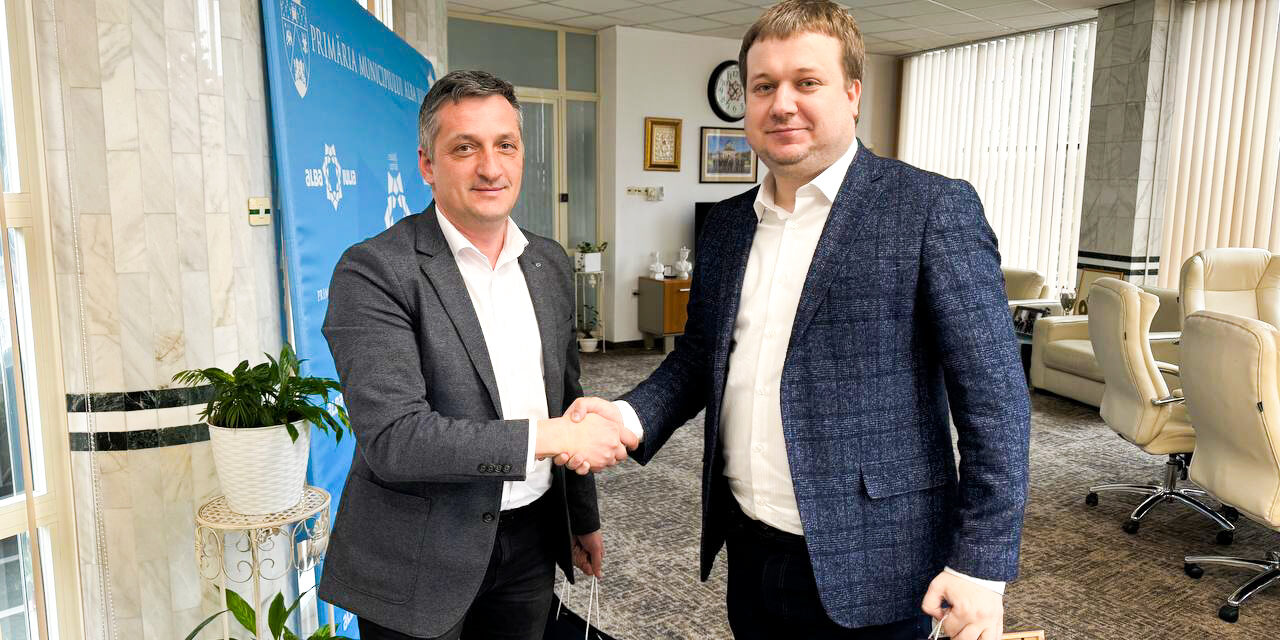 Primăria municipiului Alba Iulia a primit vizita grupului de ...